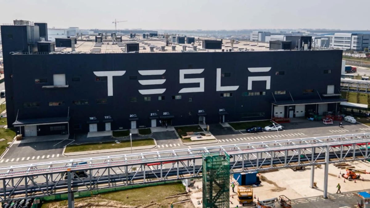 Elon Musk empieza a producir litio para bajar los precios de sus autos ...
